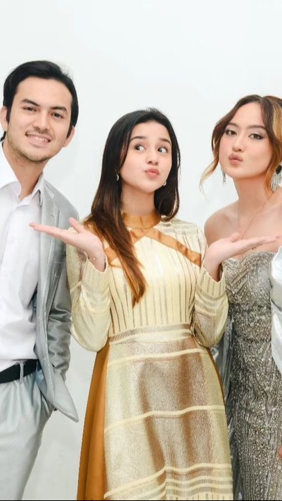 Jadi Adik Kakak di Sinetron Bidadari Surgamu, Ini Potret Akrab Virza ...
