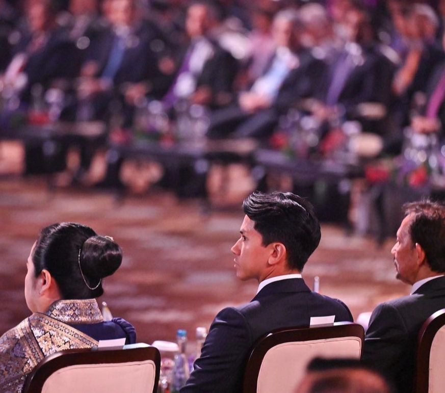 10 Potret Tampan dan Gagah Pangeran Abdul Mateen Putra Sultan Brunei di ...