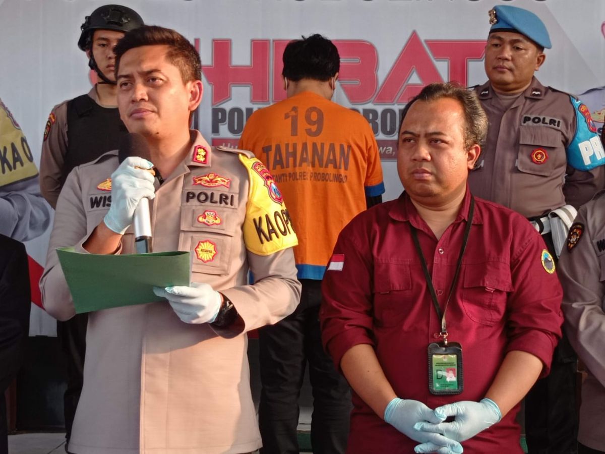 Profil Manajer WO Andrie Wibowo, Tersangka Kebakaran Gunung Bromo Profil Manajer WO Andrie Wibowo, Tersangka Kebakaran Gunung Bromo