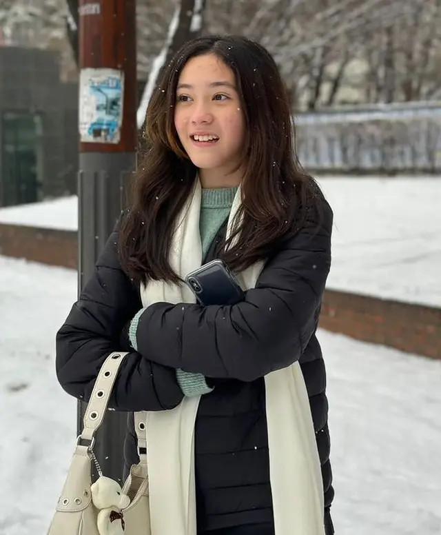 Intip Sederet Potret Mikhaela, Putri Nafa Urbach Menunjukkan Pesonanya ...