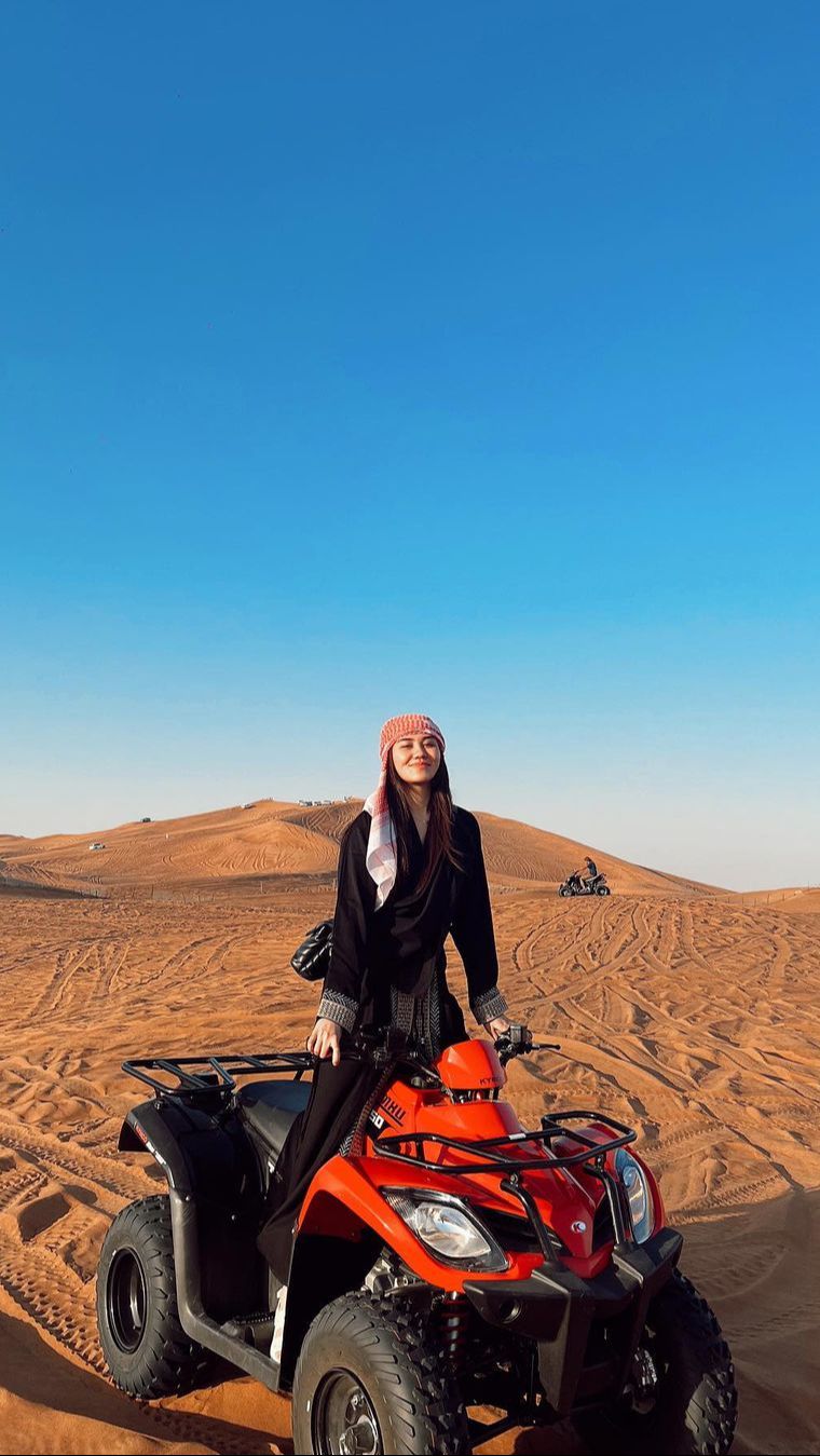 9 Potret Aaliyah Massaid Menjelma Jadi 'Putri Dubai' | Dream.co.id 9 Potret Aaliyah Massaid Menjelma Jadi 'Putri Dubai' | Dream.co.id