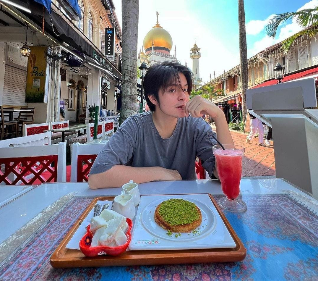 Potret 'Turis Mode' Angga Yunanda di Singapura Bikin Kaum Hawa Auto ...