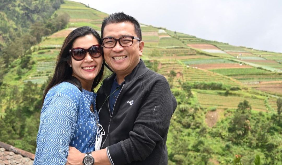 Bukan Orang Sembarangan! 7 Potret Febri Sofyan Istri Helmy Yahya yang Jarang Tersorot | Dream.co.id