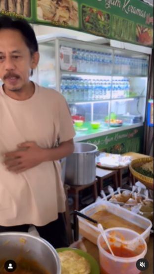 Dulu Pentolan Preman Pensiun! Intip 8 Potret Warung Sederhana Epy Kusnandar Kini Jadi Penjual ...