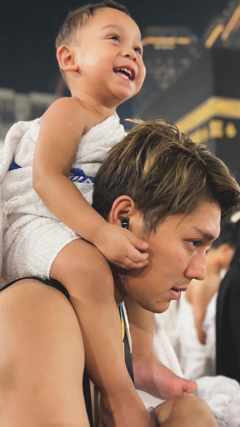 Cute Banget! Potret Levian Anak Lesti dan Rizky Billar saat Ikut Ibadah Umrah, Kenakan Pakaian Ihram