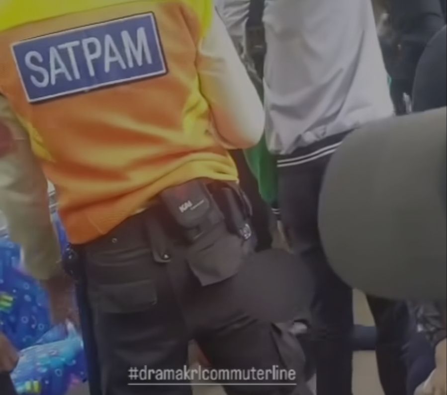 Viral Penumpang KRL Kesurupan, Begini Faktanya