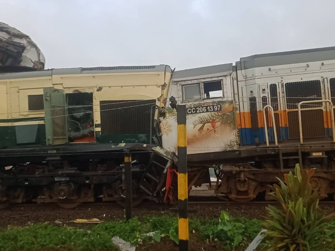 Kesaksian Penumpang KA Turangga yang Tabrakan dengan Kereta Bandung ... Kesaksian Penumpang KA Turangga yang Tabrakan dengan Kereta Bandung ...