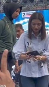 10 Potret Ambar Dwi Klaudiyah, Ajudan Selvi Ananda yang Cantik Bak ...