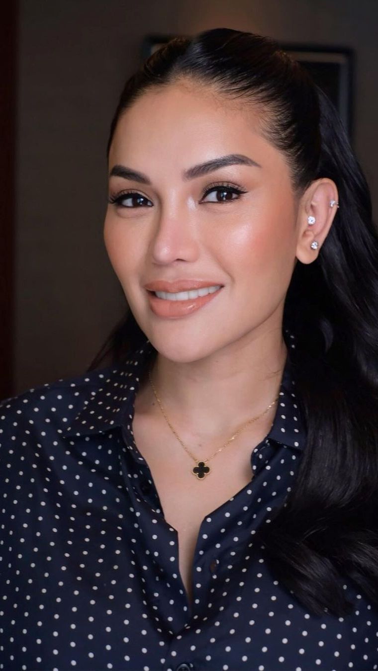 Nikita Mirzani Mulai Berani Spill Foto Bareng Pacar, Netizen: Jadi Lebih Kalem | Dream.co.id