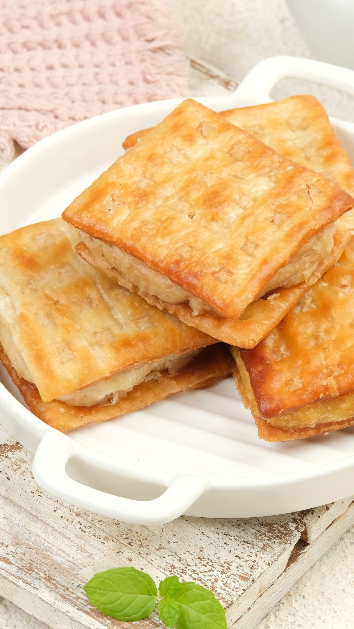 Resep Klasik Gabin dengan Isian Tape yang Lembut di Mulut | Dream.co.id