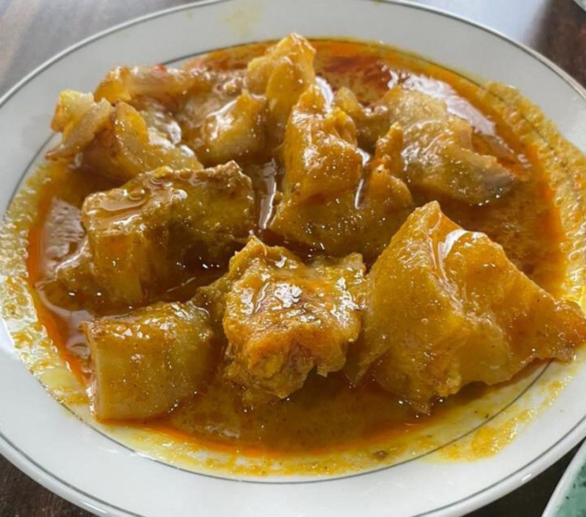 Resep Koyor Sapi Santan Khas Jawa Tengah yang Kenyal dan Gurih | Dream.co.id