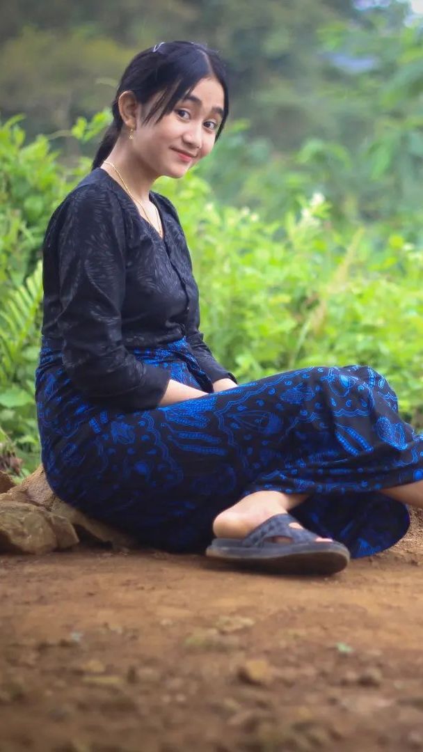 10 Potret Rumsyah Gadis Asli Baduy Luar yang Kini Jadi Sorotan, Paras Cantiknya Bak Bidadari ...