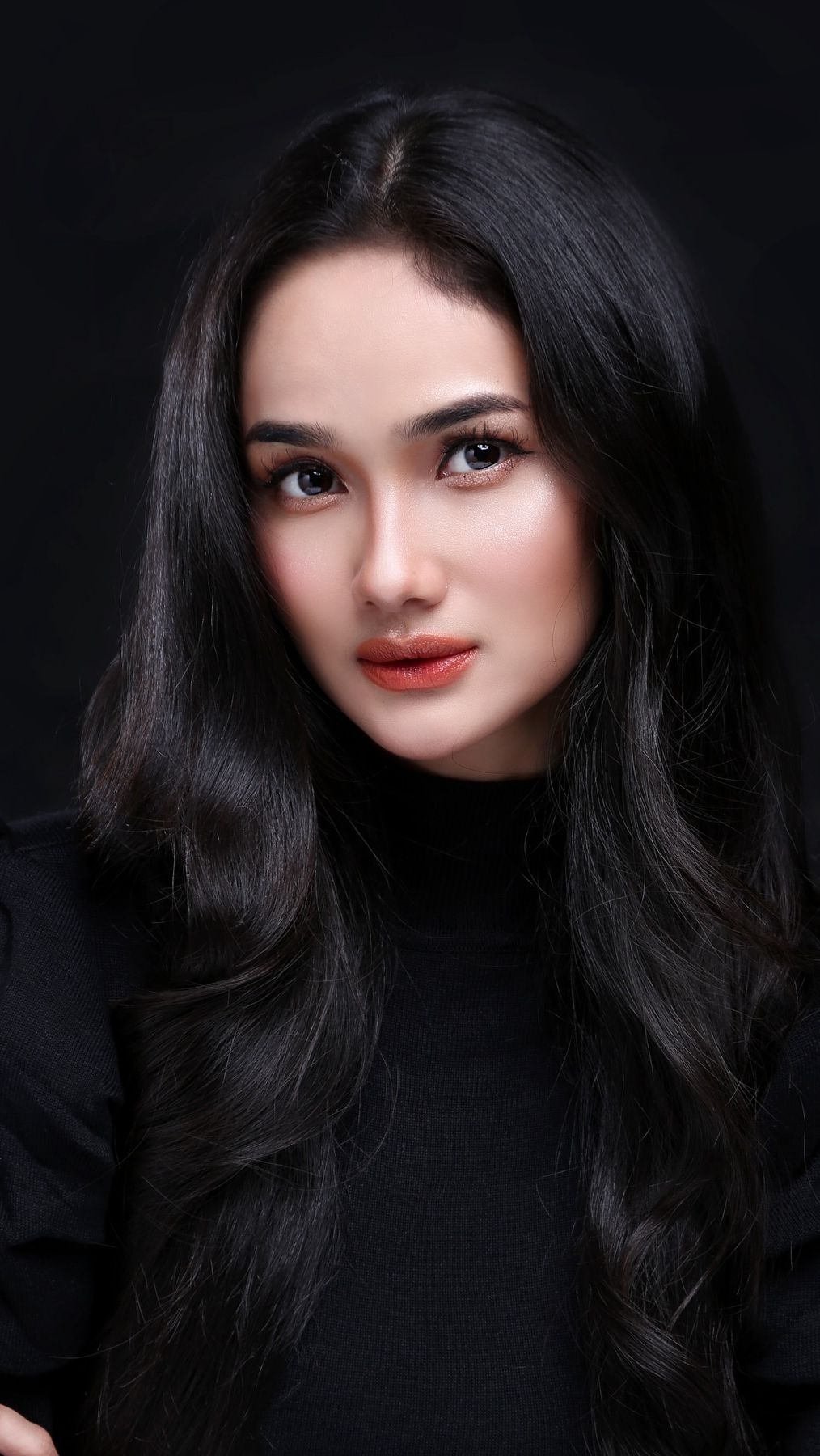 8 Potret Faby Marcelia Akui Cerai dari Revand Narya Usai 11 Tahun Pernikahan | Dream.co.id