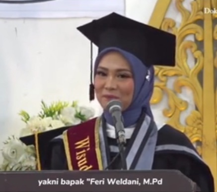 Wisudawan Terbaik Ini Menikah dengan Dosennya Tiga Hari Setelah Wisuda ...