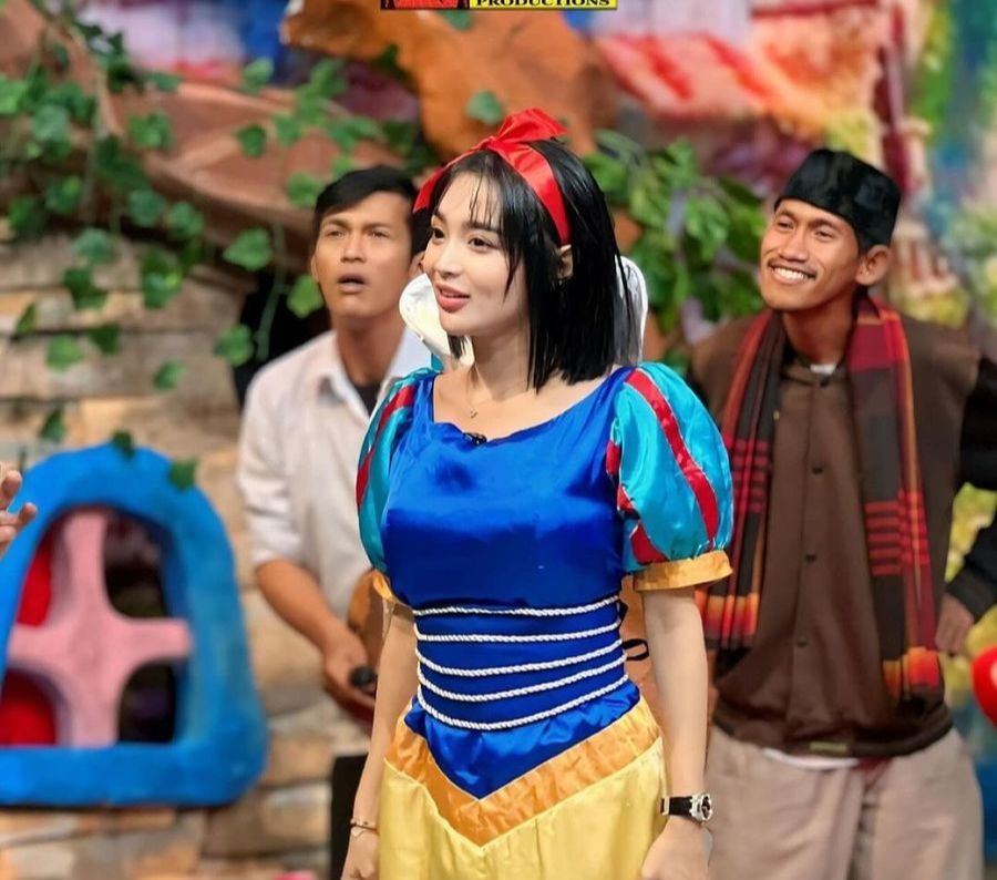 Tampil Kasual hingga Dandan ala Princess, Intip 8 Potret Memukau Wika ...