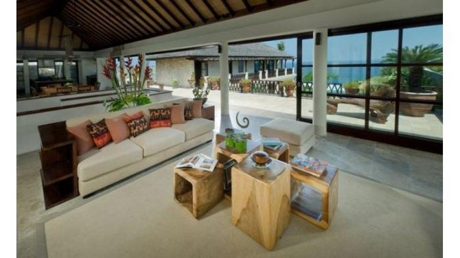 Mewahnya Villa Milik Pengacara Kondang Hotman Paris, Tarif Semalamnya ... Mewahnya Villa Milik Pengacara Kondang Hotman Paris, Tarif Semalamnya ...
