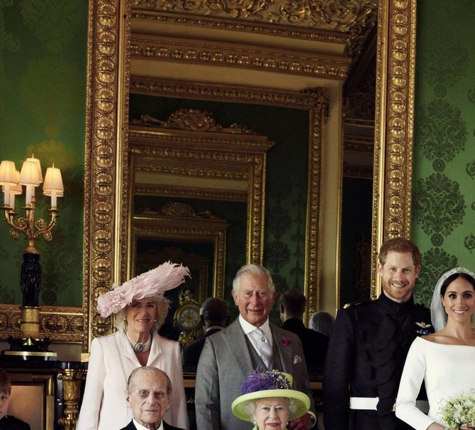3 Foto Resmi Pernikahan Pangeran Harry Meghan Markle Dirilis