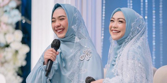 Oki Setiana Dewi Dan Adiknya