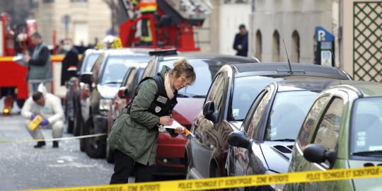 Marty: KBRI Paris tetap beroperasi | merdeka.com