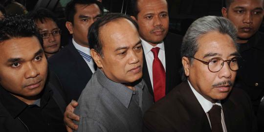 KPK periksa 10 saksi terkait kasus pencucian uang Irjen Djoko | merdeka.com KPK periksa 10 saksi terkait kasus pencucian uang Irjen Djoko | merdeka.com