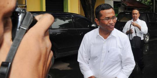 Dahlan ingin Askes akselerasi sebelum melebur dengan BPJS | merdeka.com Dahlan ingin Askes akselerasi sebelum melebur dengan BPJS | merdeka.com