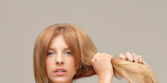 4 Masalah rambut yang mengindikasikan kesehatan | merdeka.com