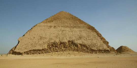 5 Piramida kuno terbesar di dunia | merdeka.com