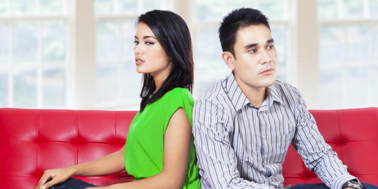 5 Cara menghadapi pacar yang suka mengatur | merdeka.com 5 Cara menghadapi pacar yang suka mengatur | merdeka.com