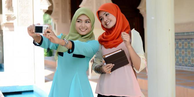 5 Foto selfie terekstrem yang bikin merinding | merdeka.com 5 Foto selfie terekstrem yang bikin merinding | merdeka.com