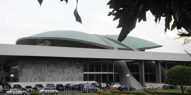 Sistem multi-partai jadi peluang lapangan pekerjaan bagi caleg ...