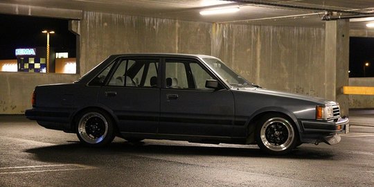 6 Sedan tahun 80an yang masih 'ngehits' di Indonesia | merdeka.com