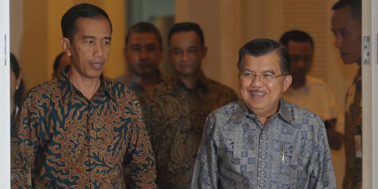 Menteri Orde Baru samakan pemerintahan Jokowi dengan Soeharto | merdeka.com