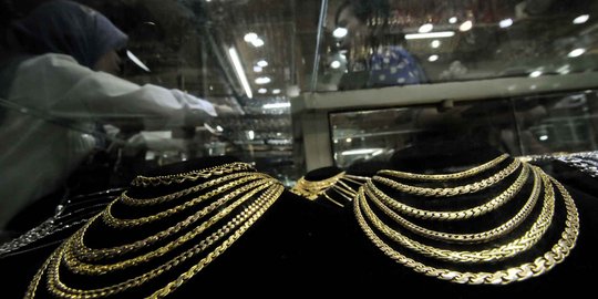Naik Rp 4.000, harga emas jadi Rp 529.000 per gram | merdeka.com