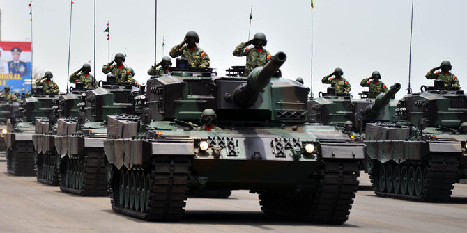 TNI pamer kekuatan pasukan elite dan alutsista di Beijing | merdeka.com
