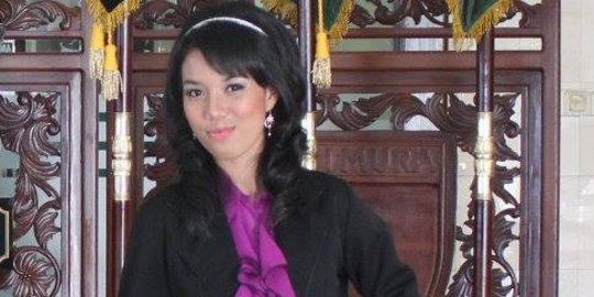 Kisah haru perginya Gayatri Wailissa, remaja penguasa 14 bahasa Halaman ...