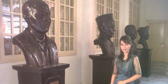 Kisah haru perginya Gayatri Wailissa, remaja penguasa 14 bahasa Halaman ...