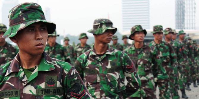 Penyerang Barak Brimob di Batam ternyata TNI AD Yonif 134 | merdeka.com