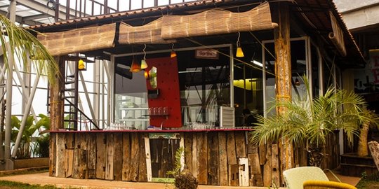 Soupanova Ecosky, rooftop bar dengan konsep unik