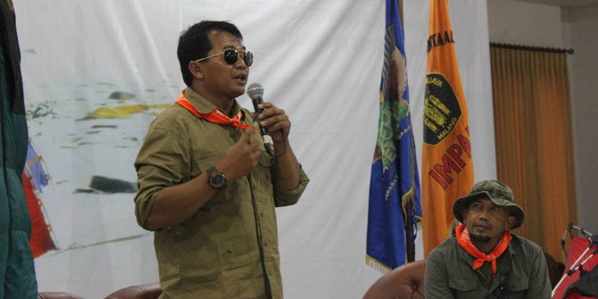 Kisah Pratu Asmuji, orang Asia Tenggara pertama taklukan Everest ...