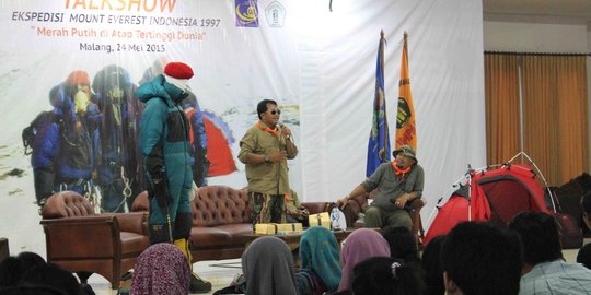 Kisah Pratu Asmuji, orang Asia Tenggara pertama taklukan Everest ...