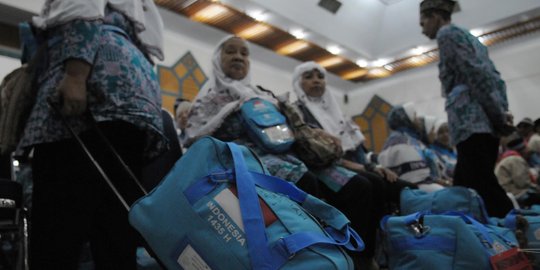 Kemenag: Visa calon jemaah haji yang belum terbit tinggal 192 | merdeka.com Kemenag: Visa calon jemaah haji yang belum terbit tinggal 192 | merdeka.com