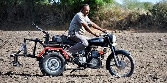 7 Modifikasi unik biker India yang bikin ngakak | merdeka.com