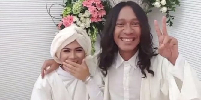 Menengok kehidupan masa lalu istri Aming | merdeka.com