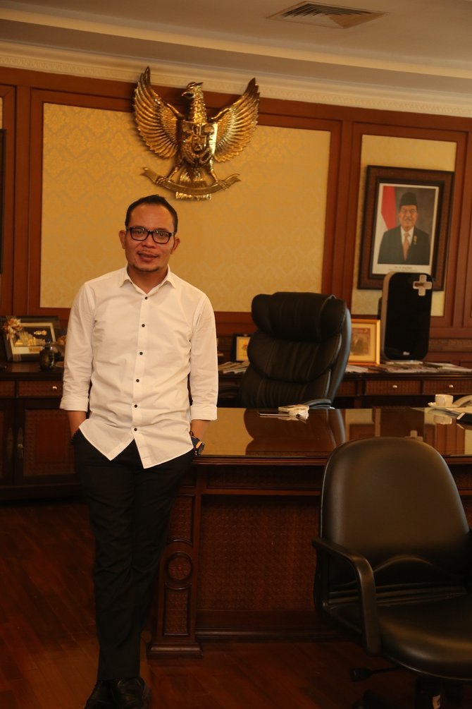 Revolusi Mental Ketenagakerjaan ala Hanif Dhakiri