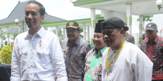 Pakde Karwo sambut baik keluarnya izin pemanfaatan hutan | merdeka.com Pakde Karwo sambut baik keluarnya izin pemanfaatan hutan | merdeka.com