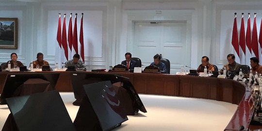 Presiden Jokowi buka rapat terbatas persiapan Asian Games 2018 ...