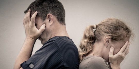 8 penyebab yang bikin orang menyesal telah menikah | merdeka.com
