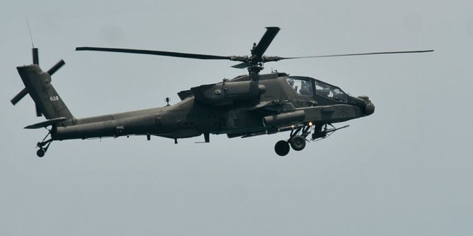 Heli Apache 'tank killer' jadi alutsista baru kebanggaan TNI AD ...