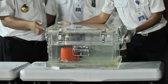 CVR black box belum ditemukan, bisakah FDR ungkap penyebab jatuhnya ...