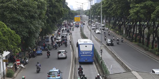 Sempat Ditolak Sopir Angkot, Transjakarta Tanah Abang-Pondok Cabe ...
